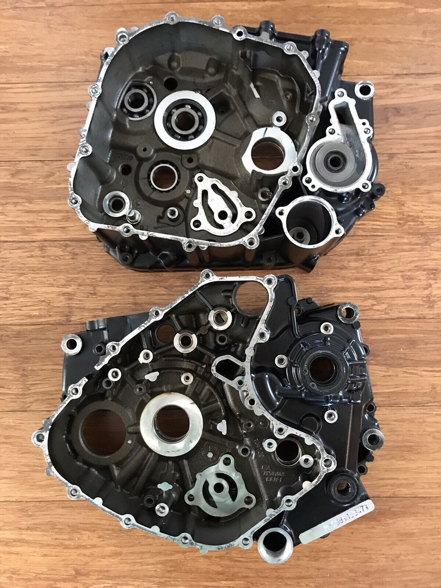 Husqvarna 401 engine cases 2020-2023 – byronmotospares